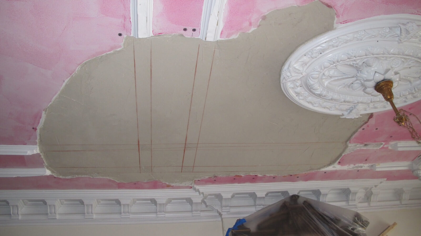 Plaster Vs Drywall: Historic House Repair, Tips & Restoration