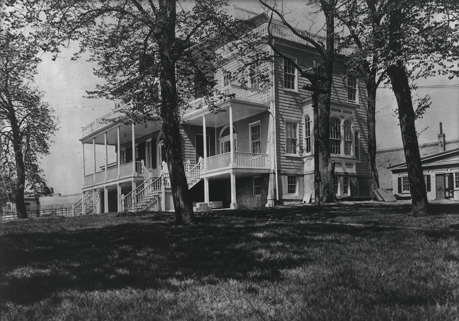 Brooklyn Photos: A 1914 Virtual Tour of the Commandant's House