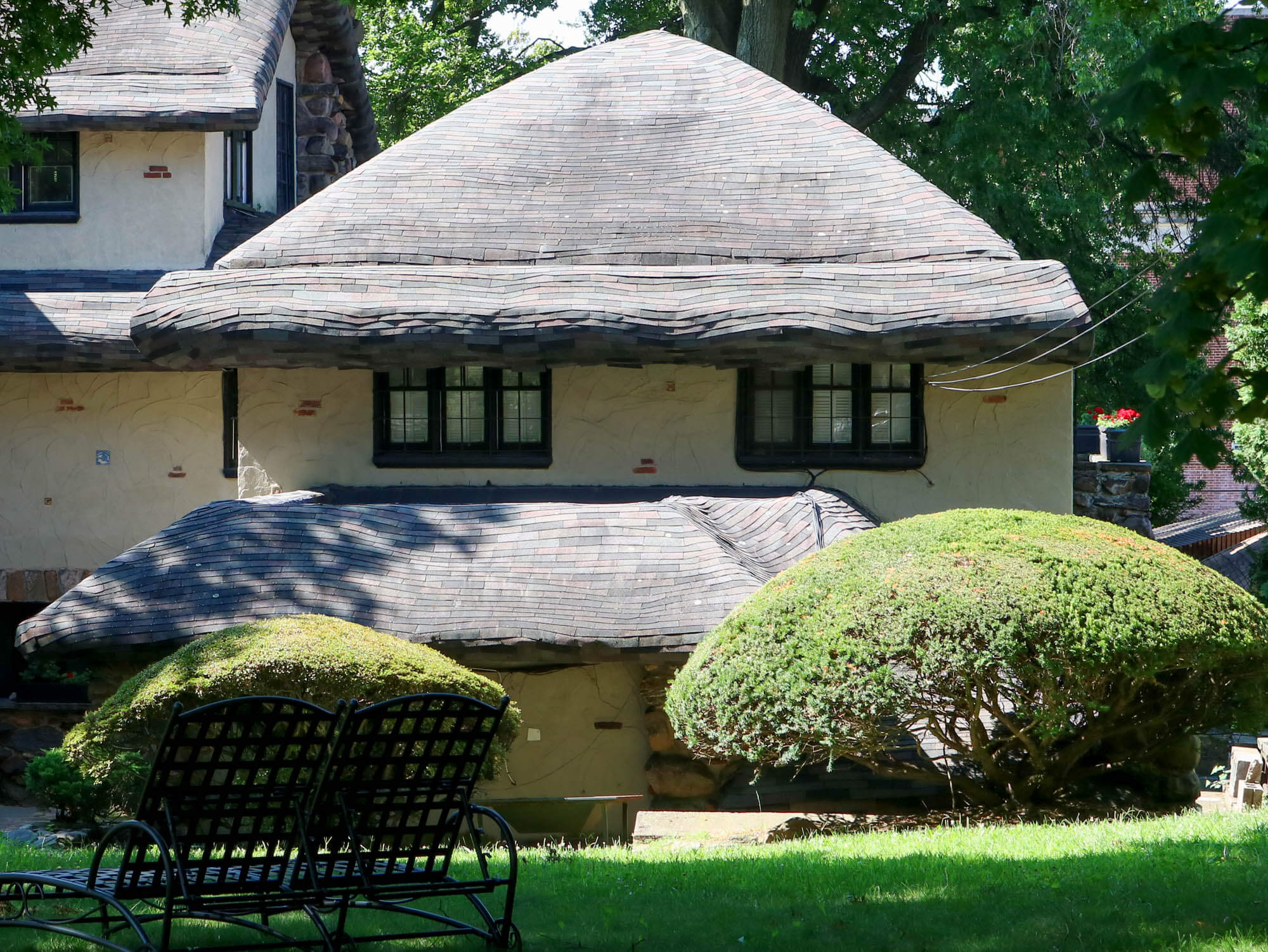 Brooklyn Architecture: The Famous Gingerbread House of Bay Ridge