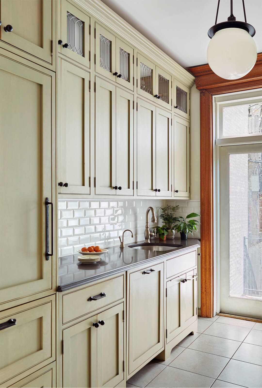 Designer Linda Cava Brings Color to a Park Slope Victorian