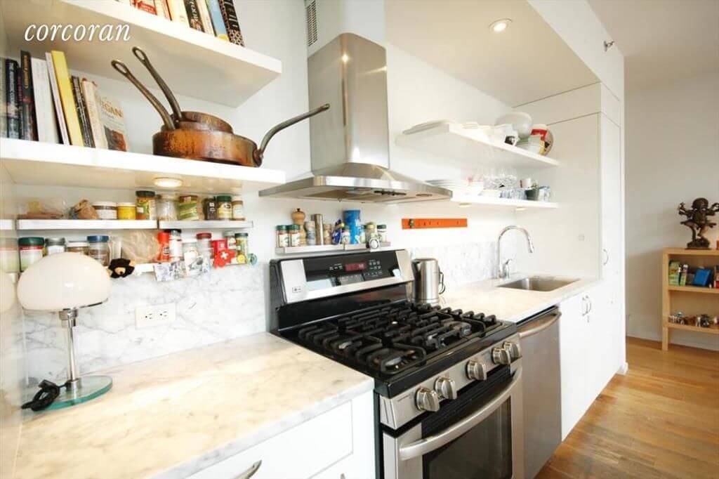 Brooklyn Apartments for Sale in Park Slope at 580 Carroll Street