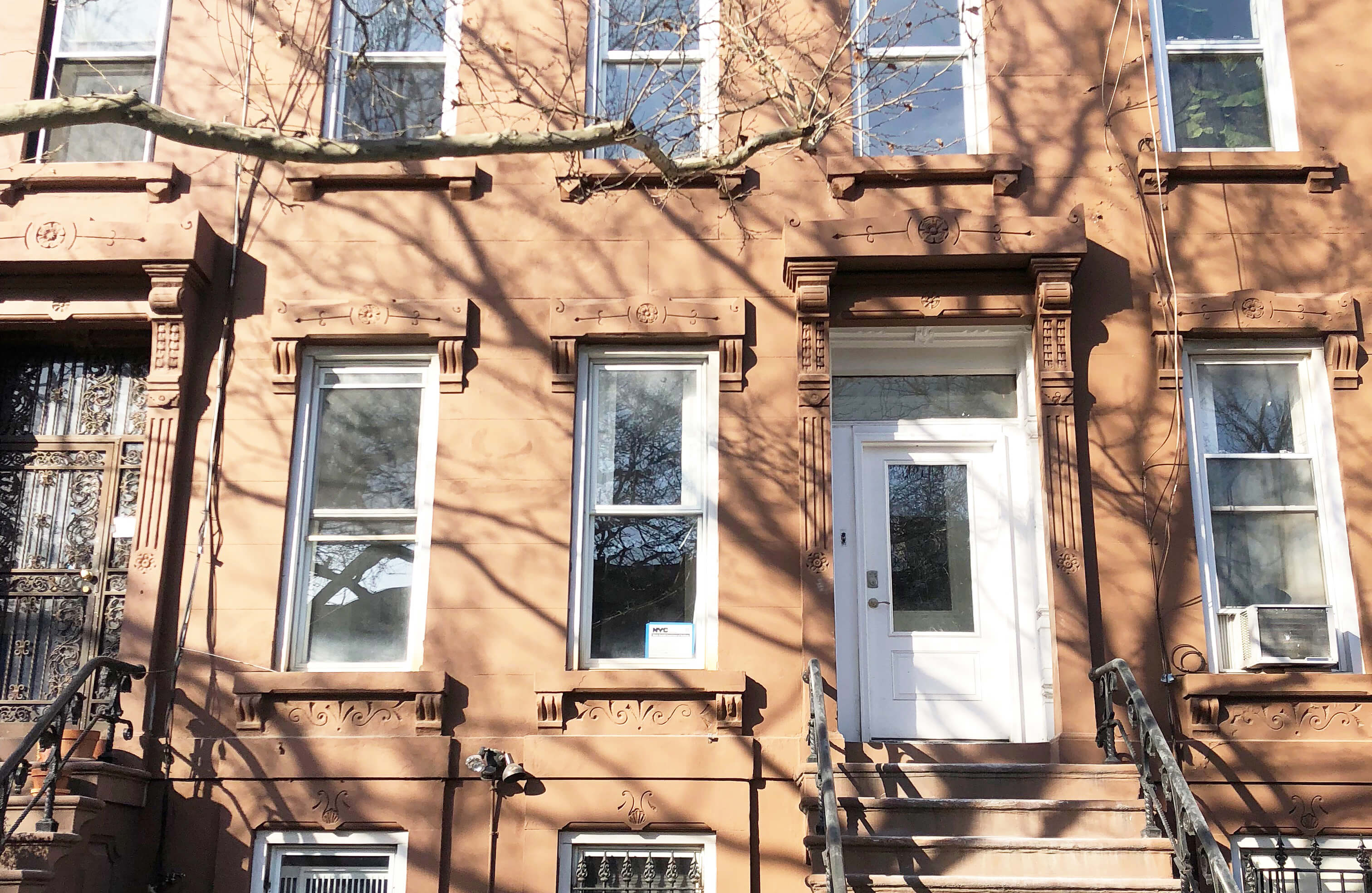 Brownstone Boys: How to Finish Your Renovation Project on Time...or ...