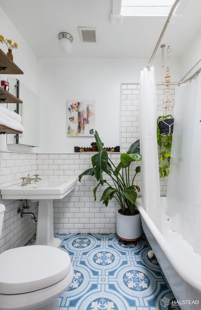 Bed Stuy Brownstone With Unusually Fine Mantels and Woodwork Asks $1.5 ...