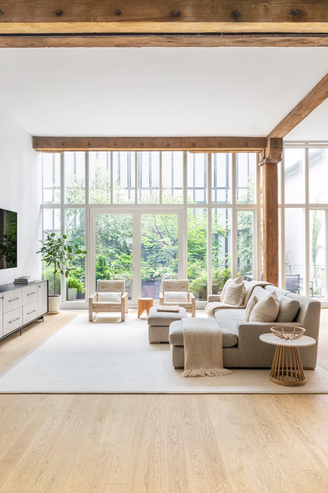 The Insider: Dumbo Loft Space Fulfills Promise as Bright, Inviting Home ...