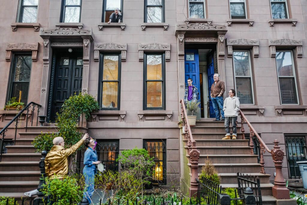 Italian Expat Photographer Documents Brooklynites on Their Stoops ...