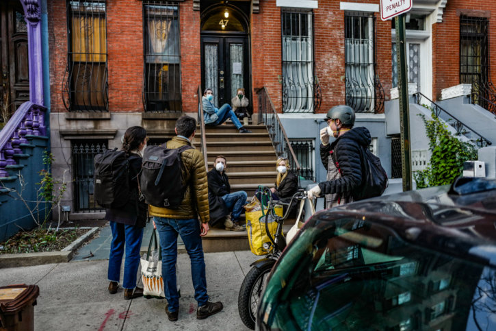 Italian Expat Photographer Documents Brooklynites on Their Stoops ...