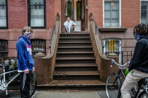 Italian Expat Photographer Documents Brooklynites on Their Stoops ...