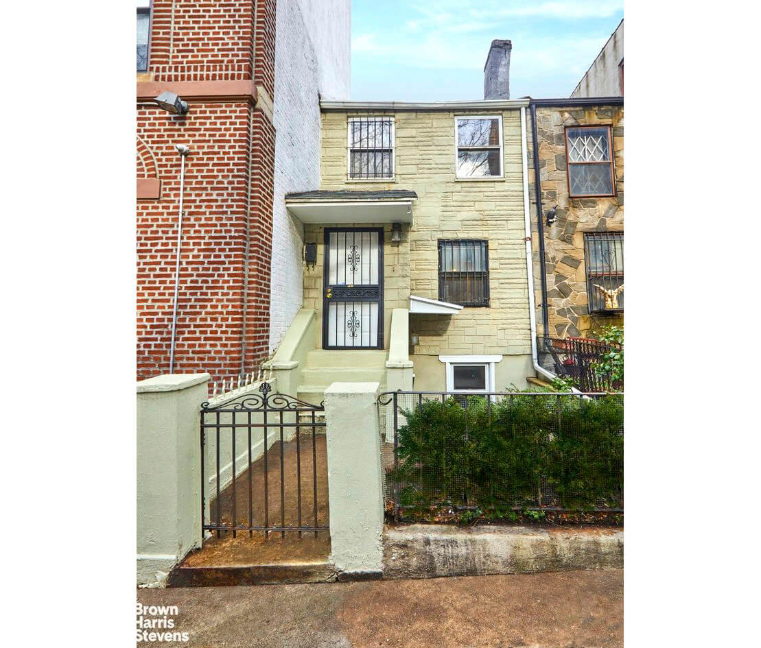 A Bay Ridge Row House With a Garage and Three More To See This Weekend ...