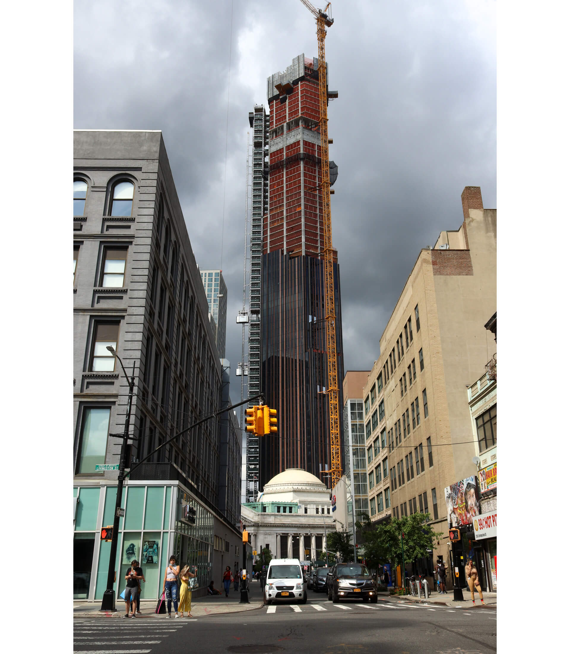 Supertall Attached to Dime Savings Bank in Downtown Brooklyn Nears Apex ...