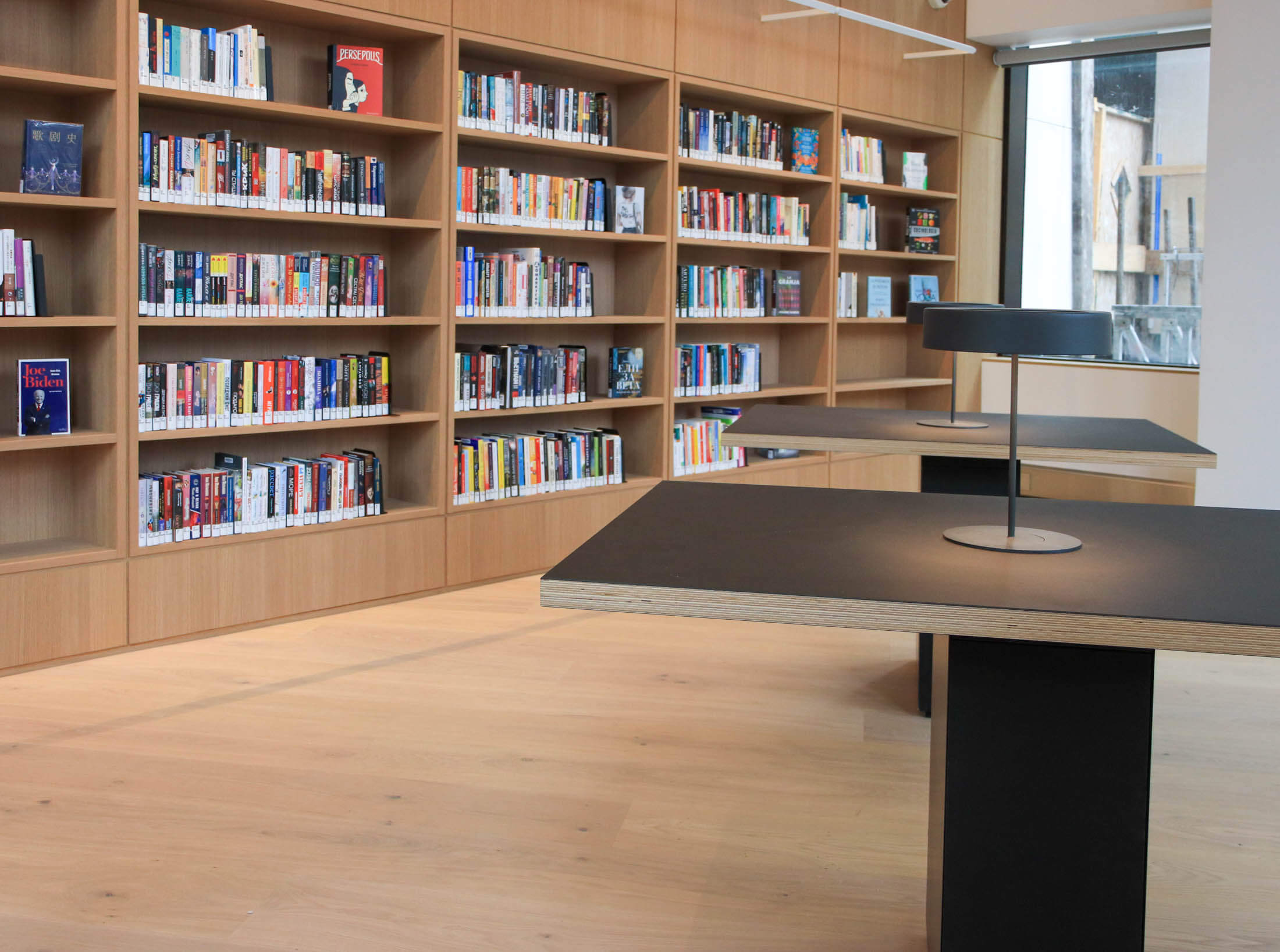 Brooklyn Heights Library Opens in Sleek New Digs at Base of Condo Tower