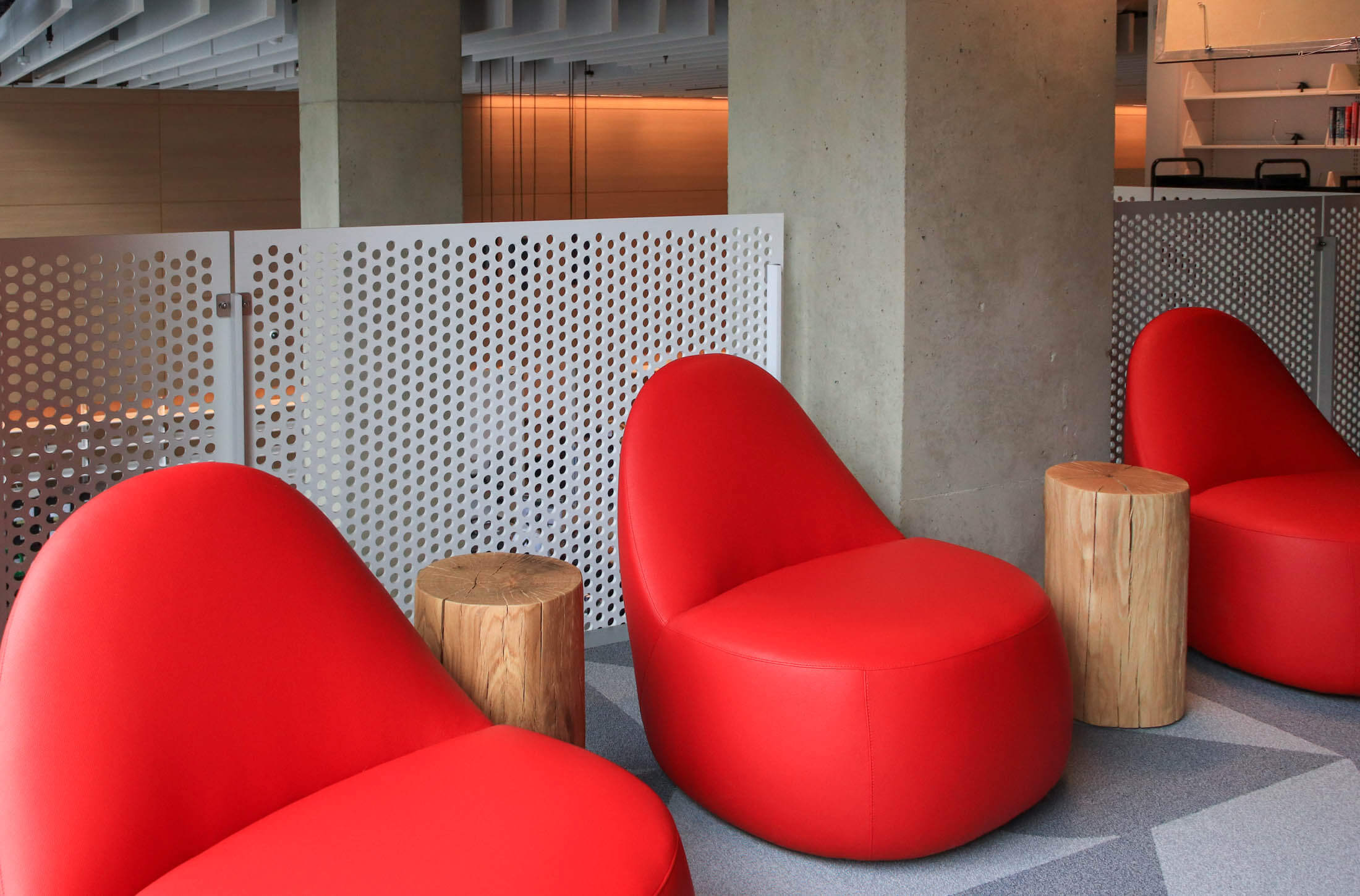 Brooklyn Heights Library Opens in Sleek New Digs at Base of Condo Tower