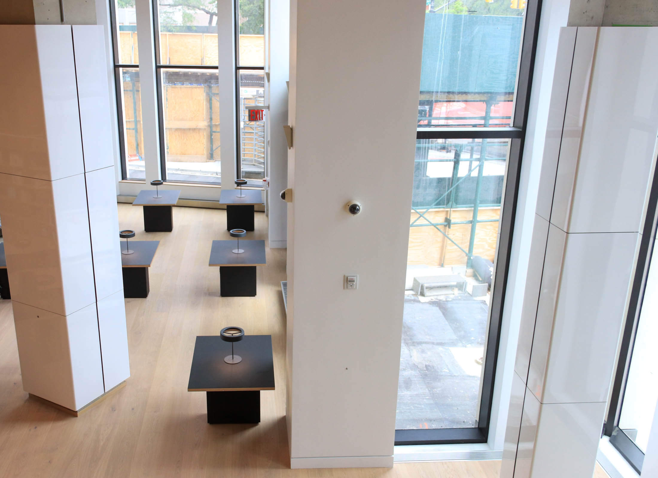 Brooklyn Heights Library Opens in Sleek New Digs at Base of Condo Tower