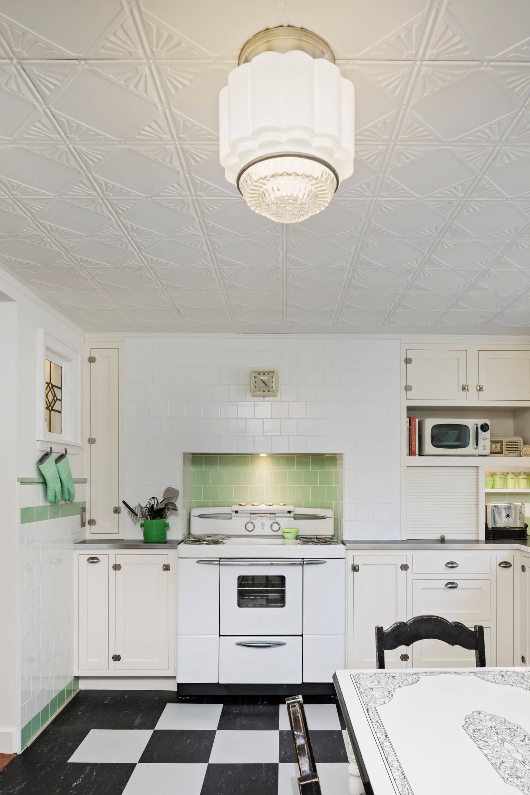 The Insider: Collectors' South Slope Wood Frame Row House Celebrates ...