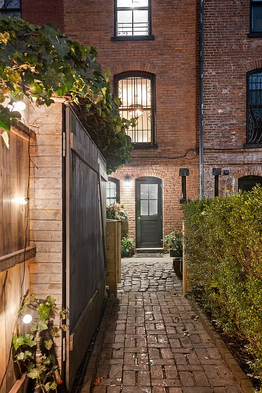 Warren Place Mews House With Large Garden Asks $2.75 Million