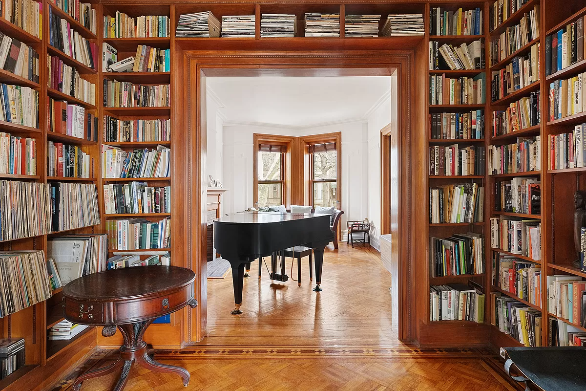 PLG Limestone With Woodwork, Built-ins Asks $2.295 Million