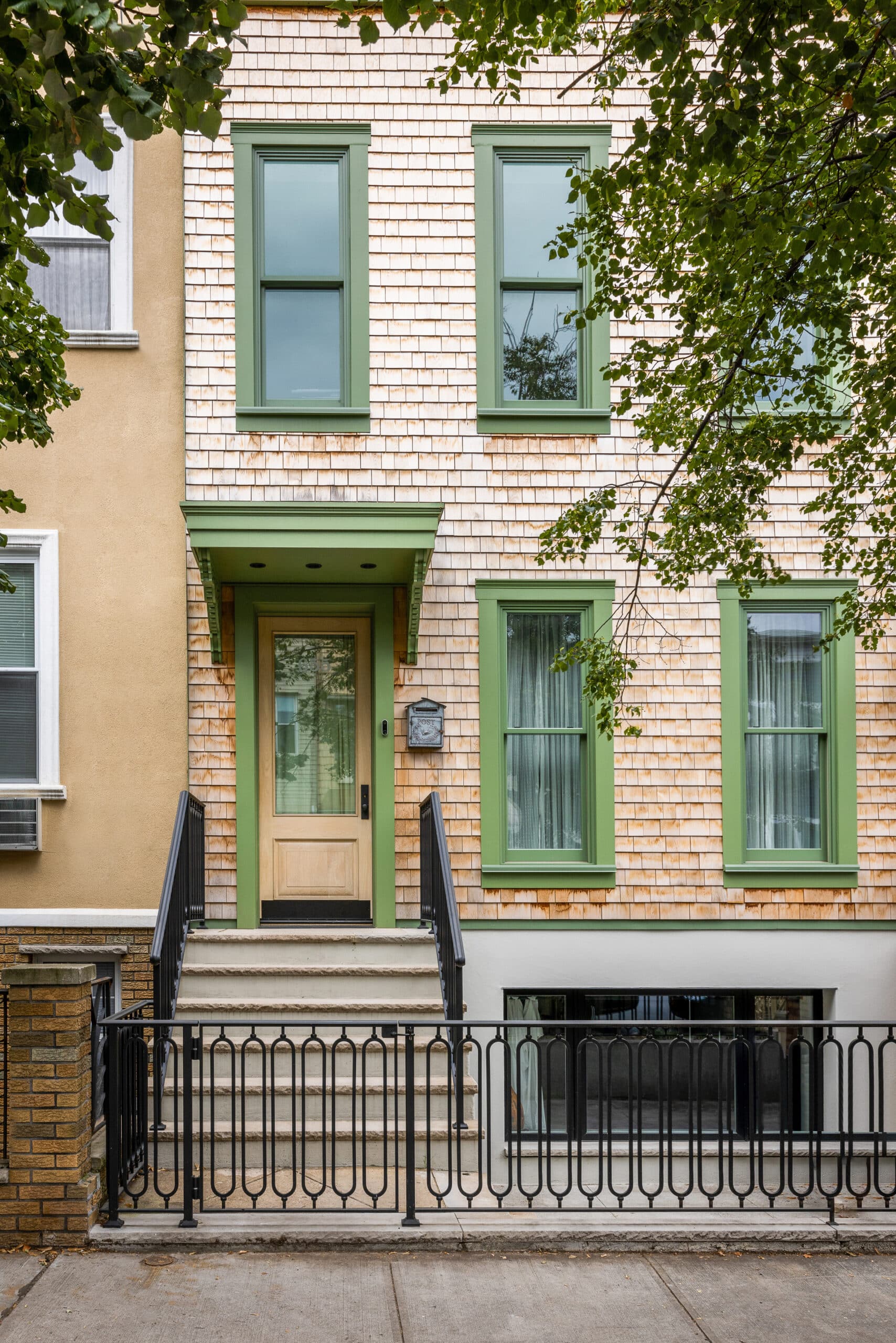 The Insider: Greenpoint Townhouse Becomes Artist Hub