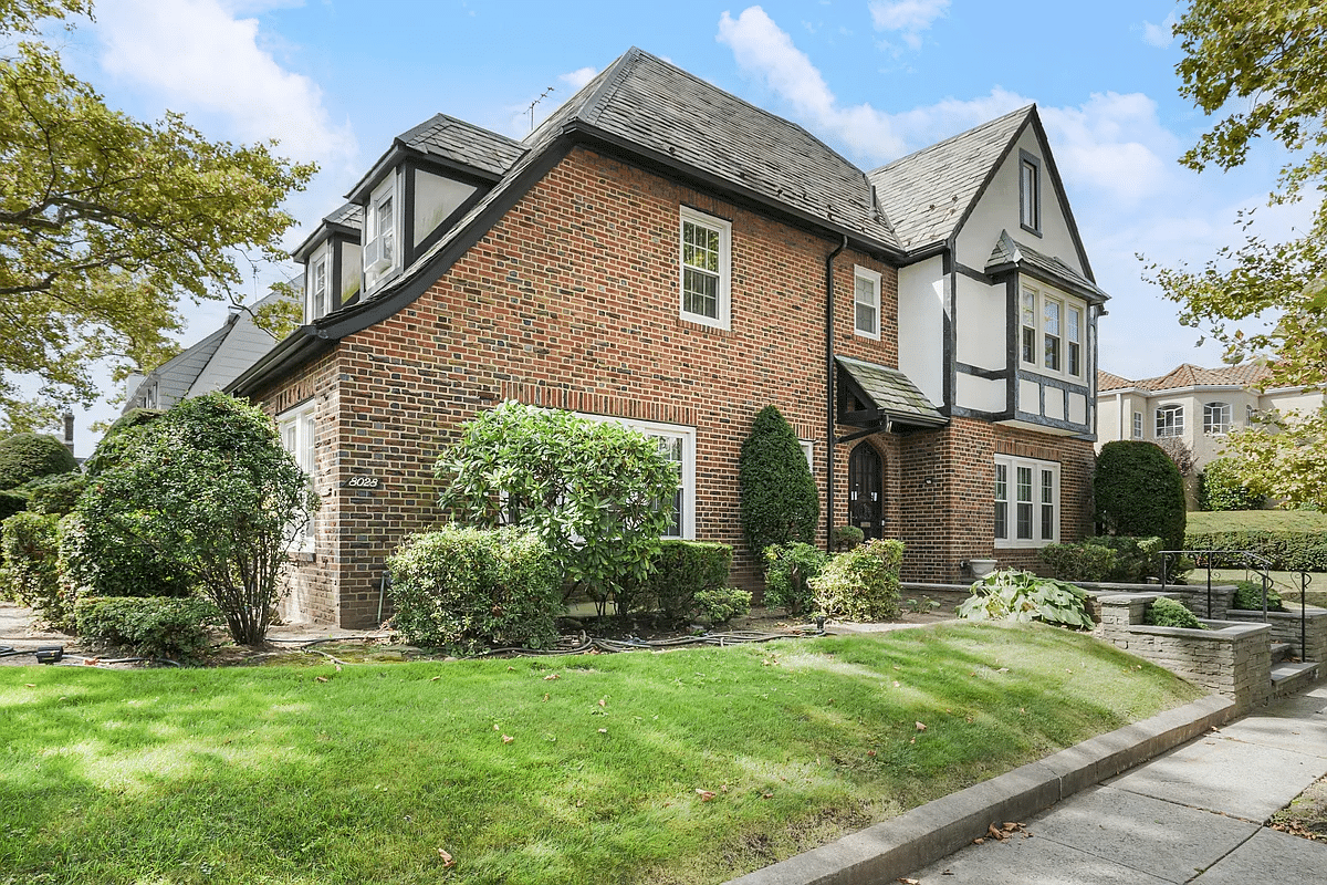 Brooklyn Open Houses: A Bay Ridge Tudor With Garage