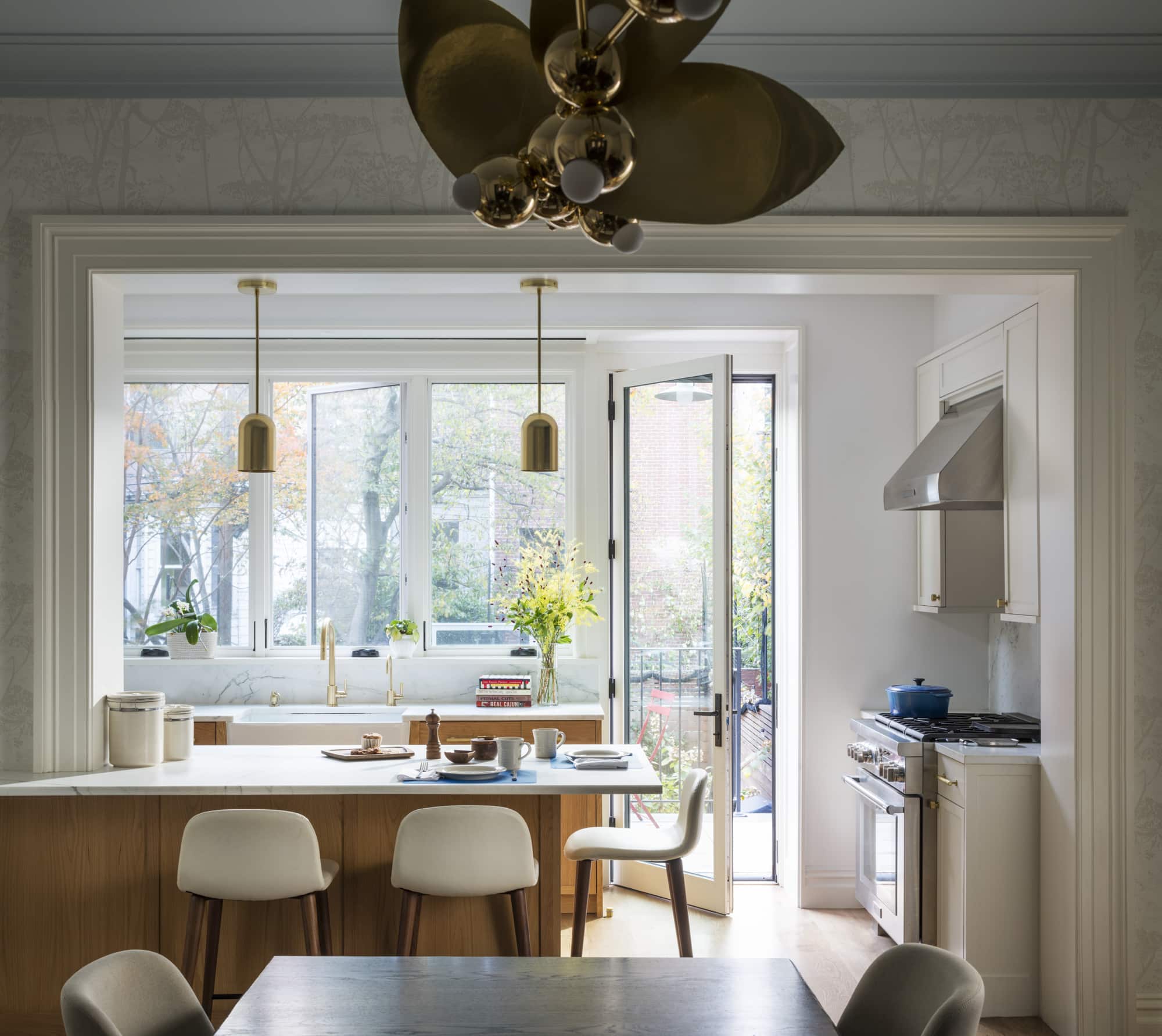 The Insider: Reno Touches Every Floor of Heights Townhouse