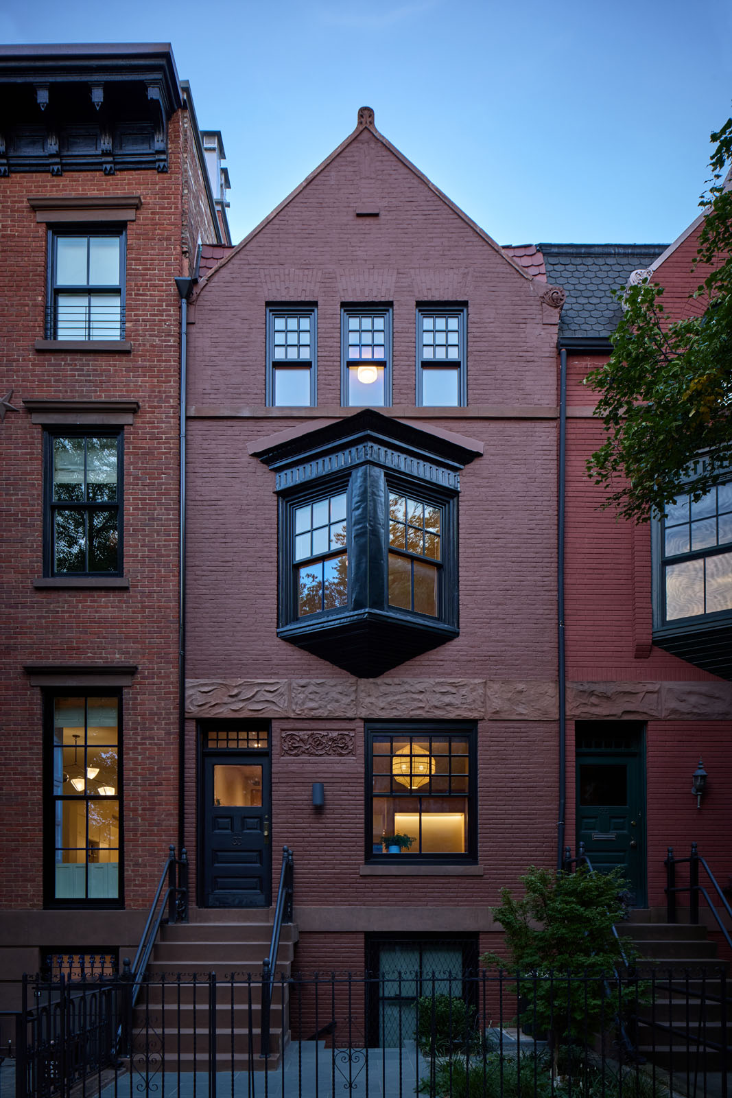 The Insider: Cobble Hill Queen Anne Reno Adds Solarium