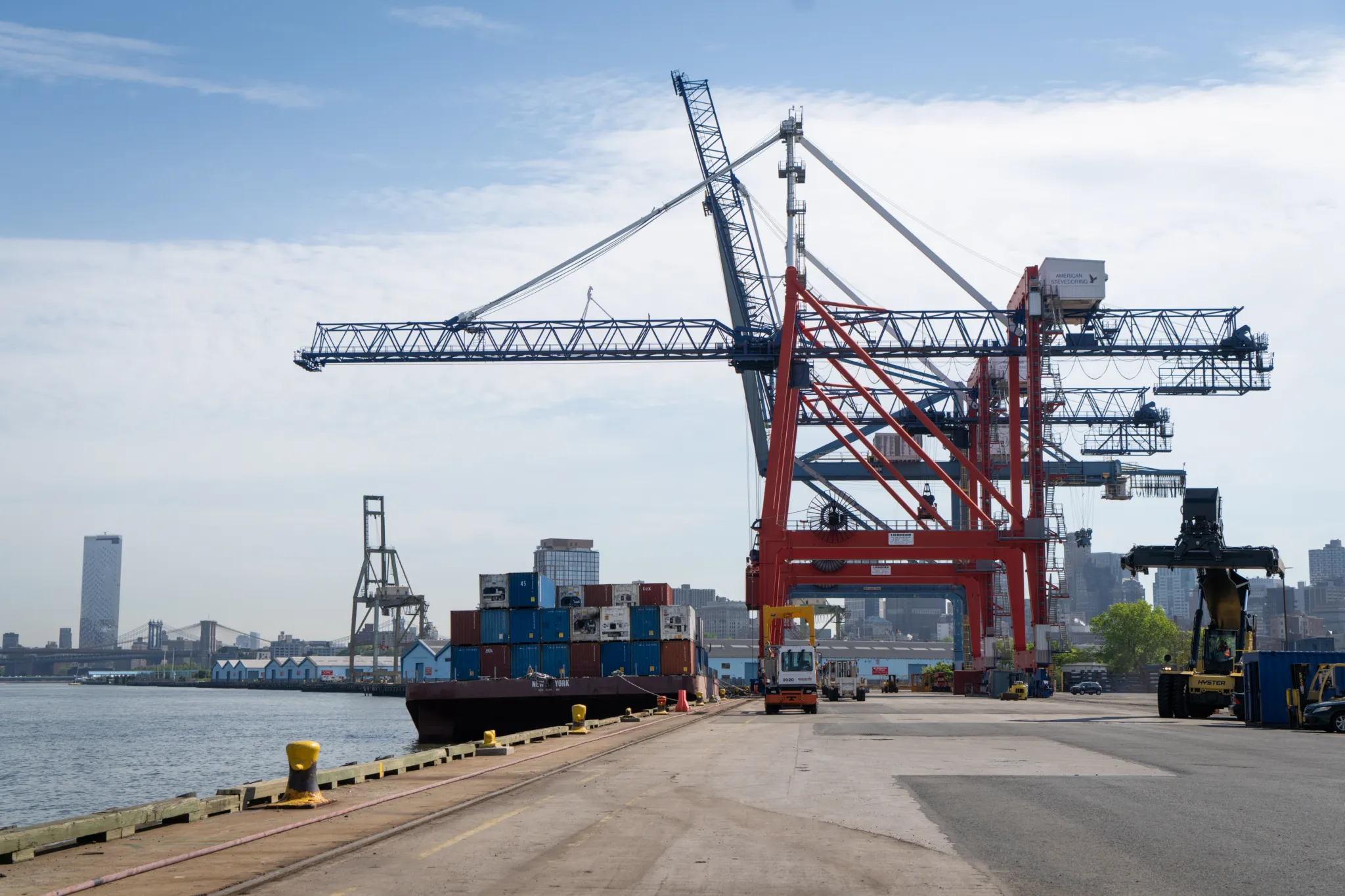 Brooklyn Marine Terminal Revamp Starts With Crane Demo
