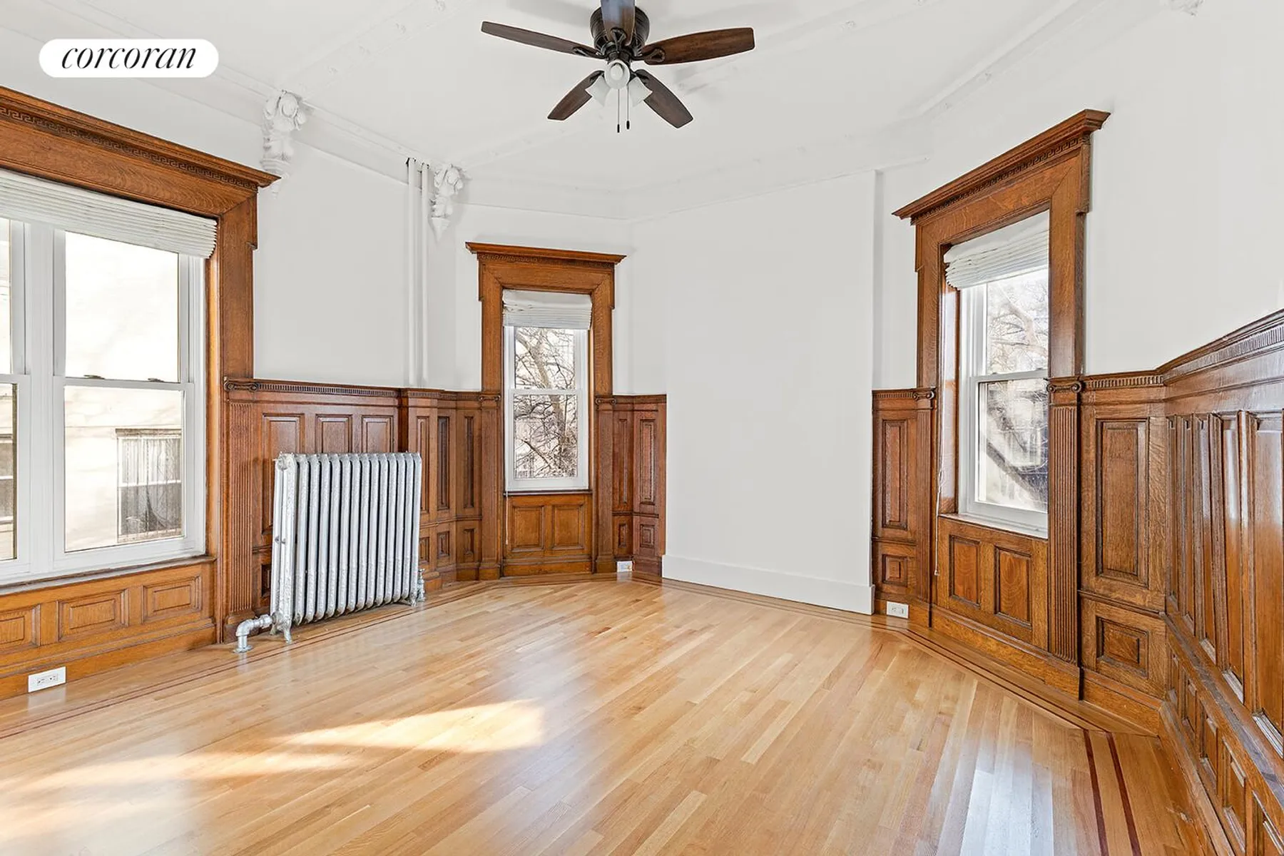 Crown Heights Digs With Pier Mirror, Laundry Asks $6,950